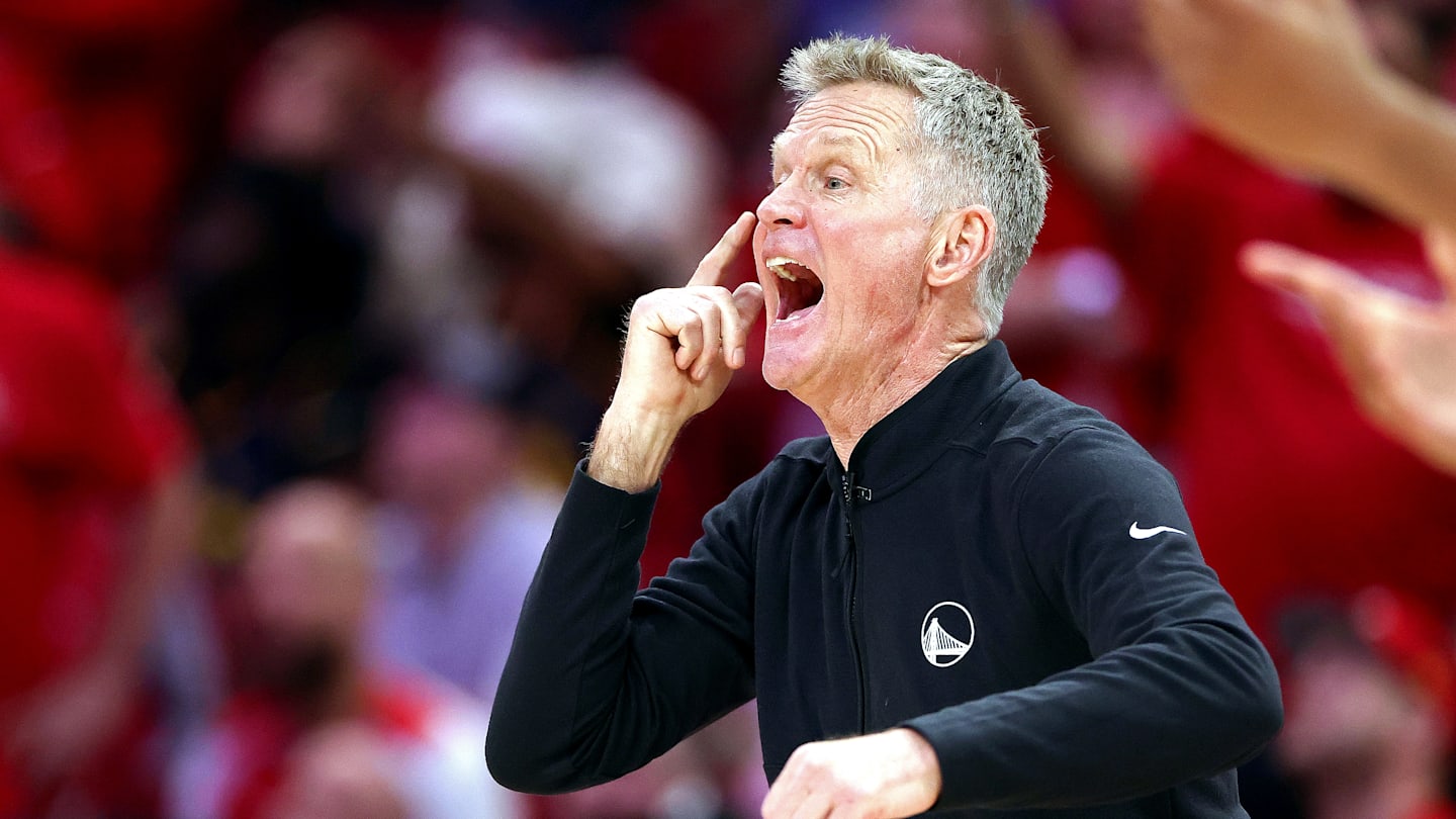 Steve Kerr's wild rotation move leaves Warriors fans stunned in Game 1