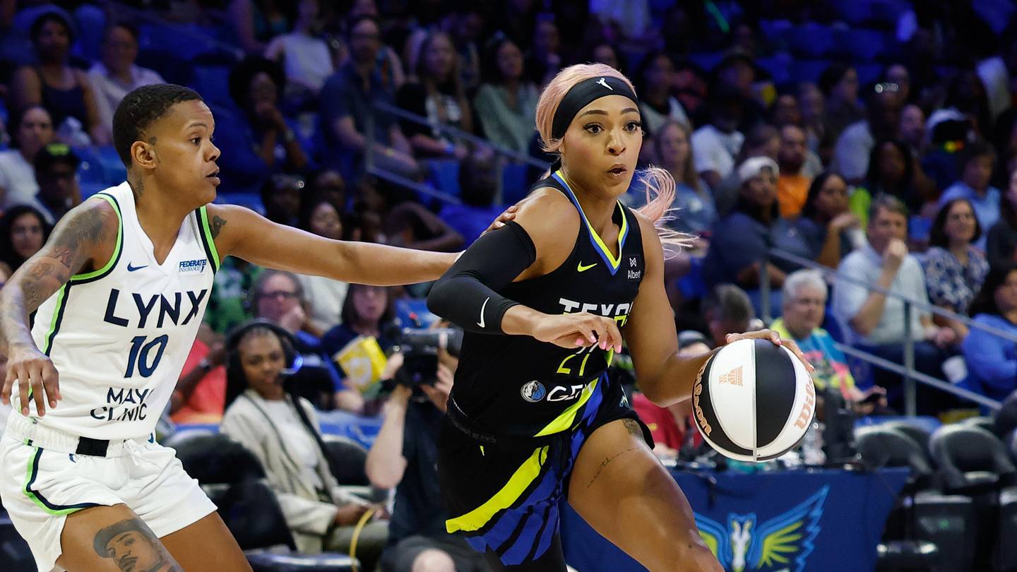 DiJonai Carrington Makes Feelings on Lynx Fit Extremely Clear After ...