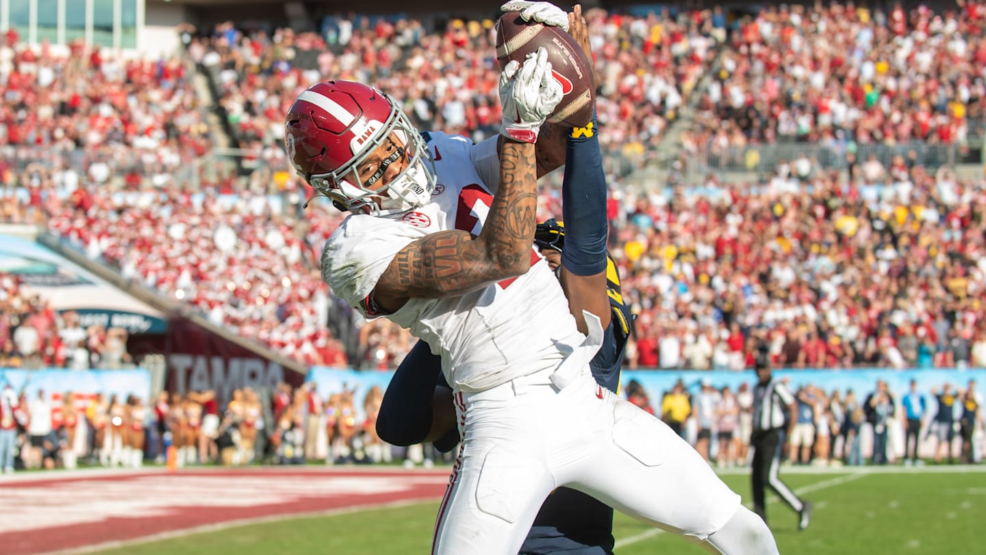 Ryan Williams chooses checks over stripes signing an NIL deal with Nike