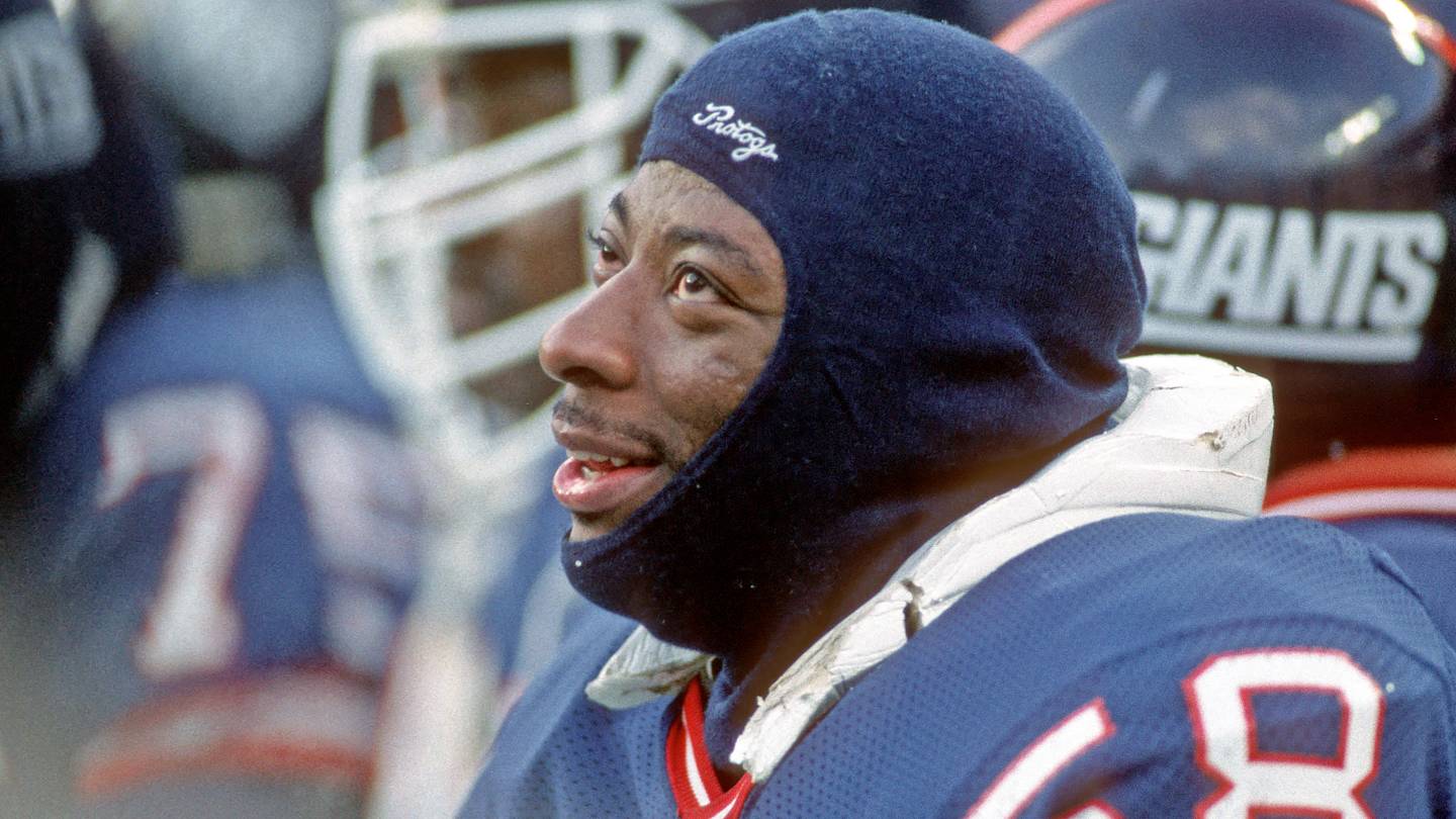 NY Giants legend Carl Banks belongs in the Hall of Fame