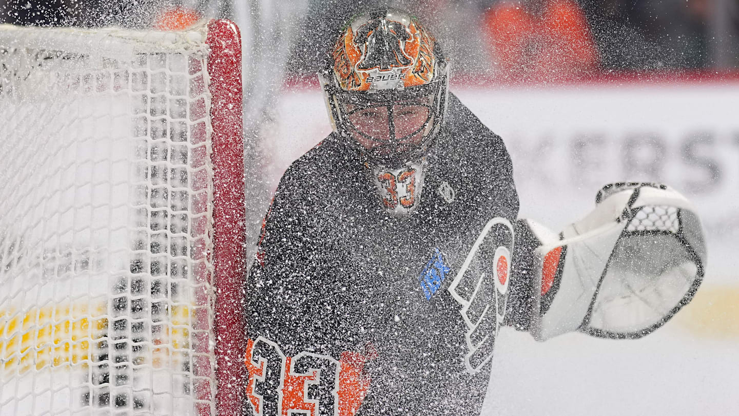The Flyers must fix their goaltending situation