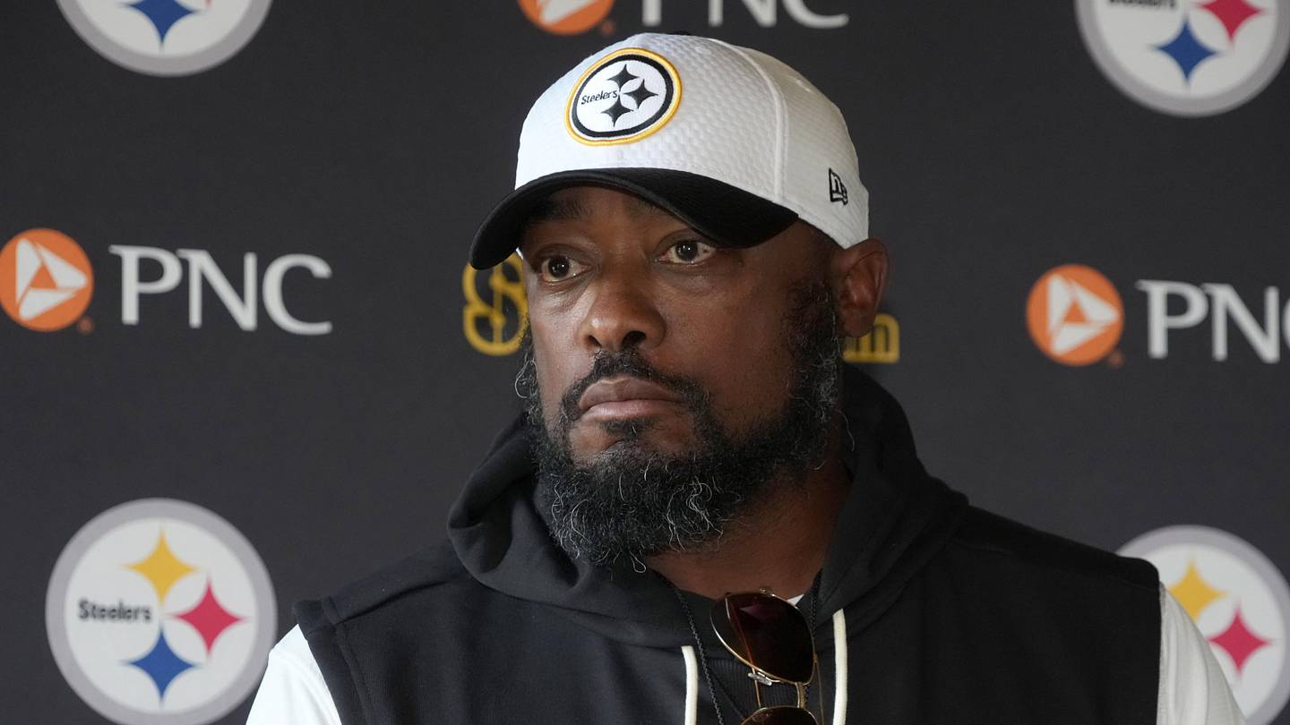Steelers' Mike Tomlin Fires Back After Aaron Rodgers Question