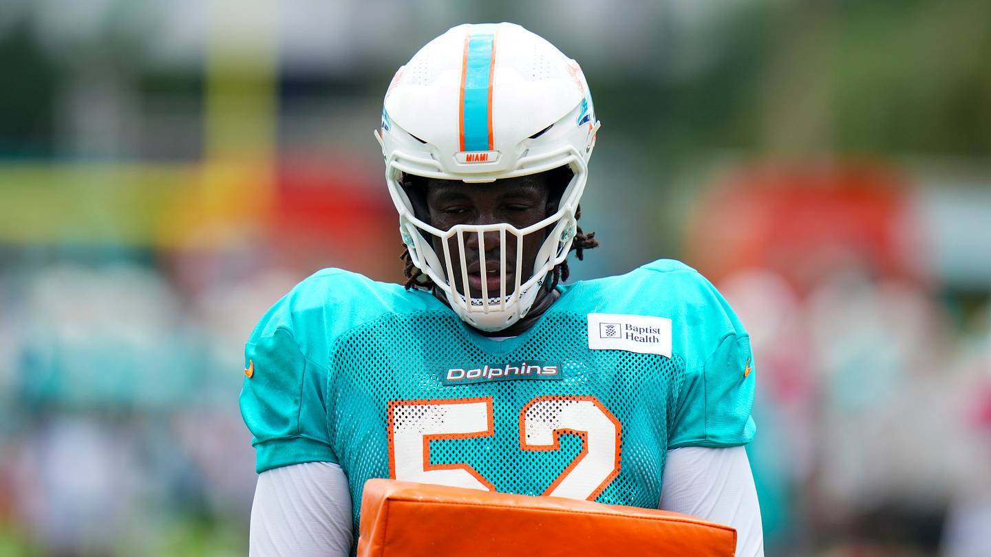 Forgotten Dolphins tackle is soaring toward Pro Bowl-level breakout ...