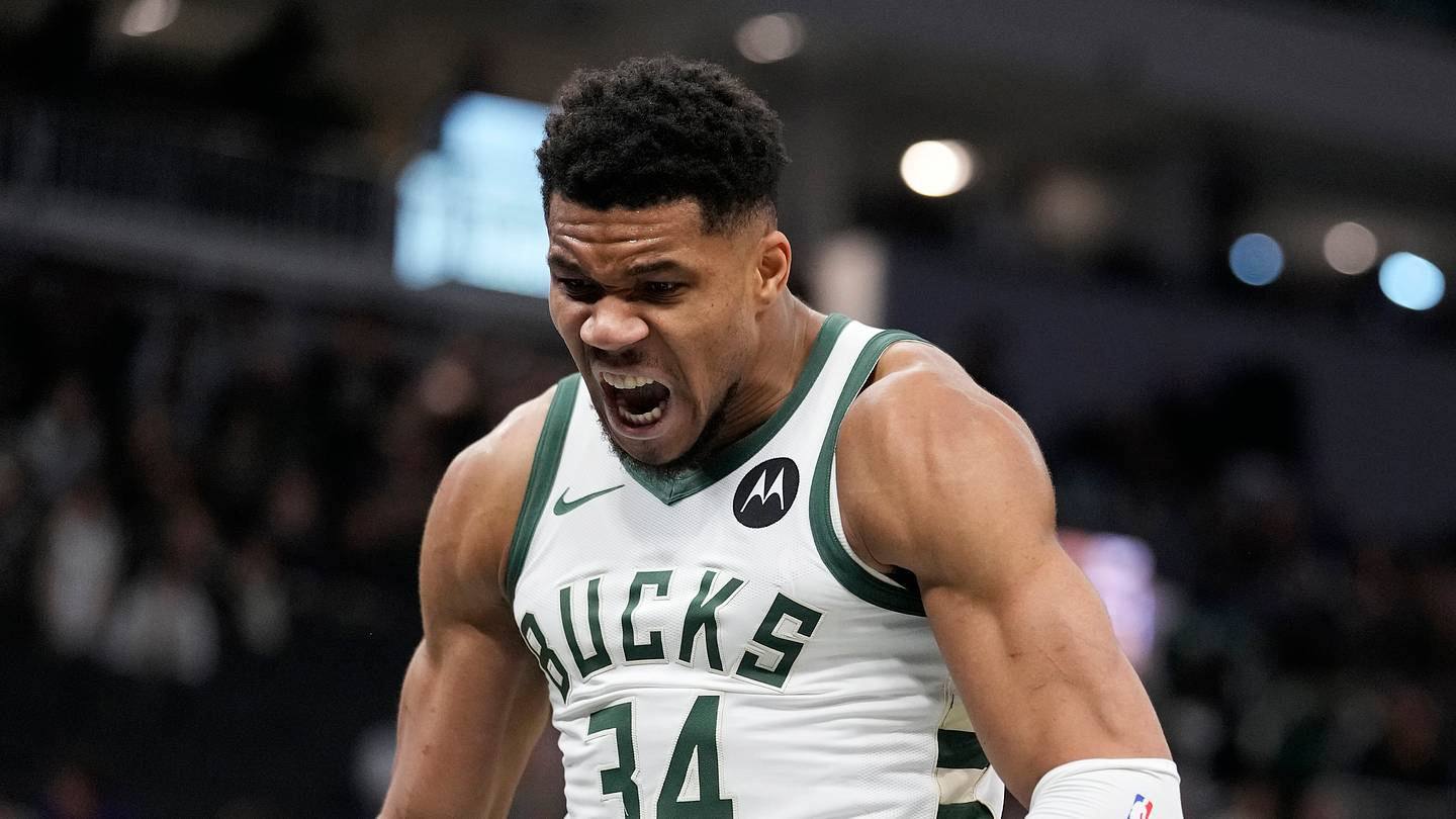 Zach Lowe shares Giannis truth every Bucks fan is clinging to