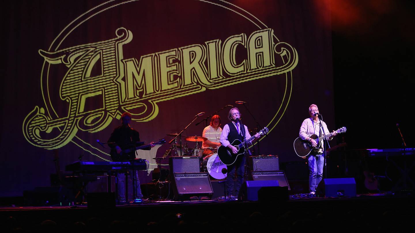 Why did Dan Peek leave the band America?