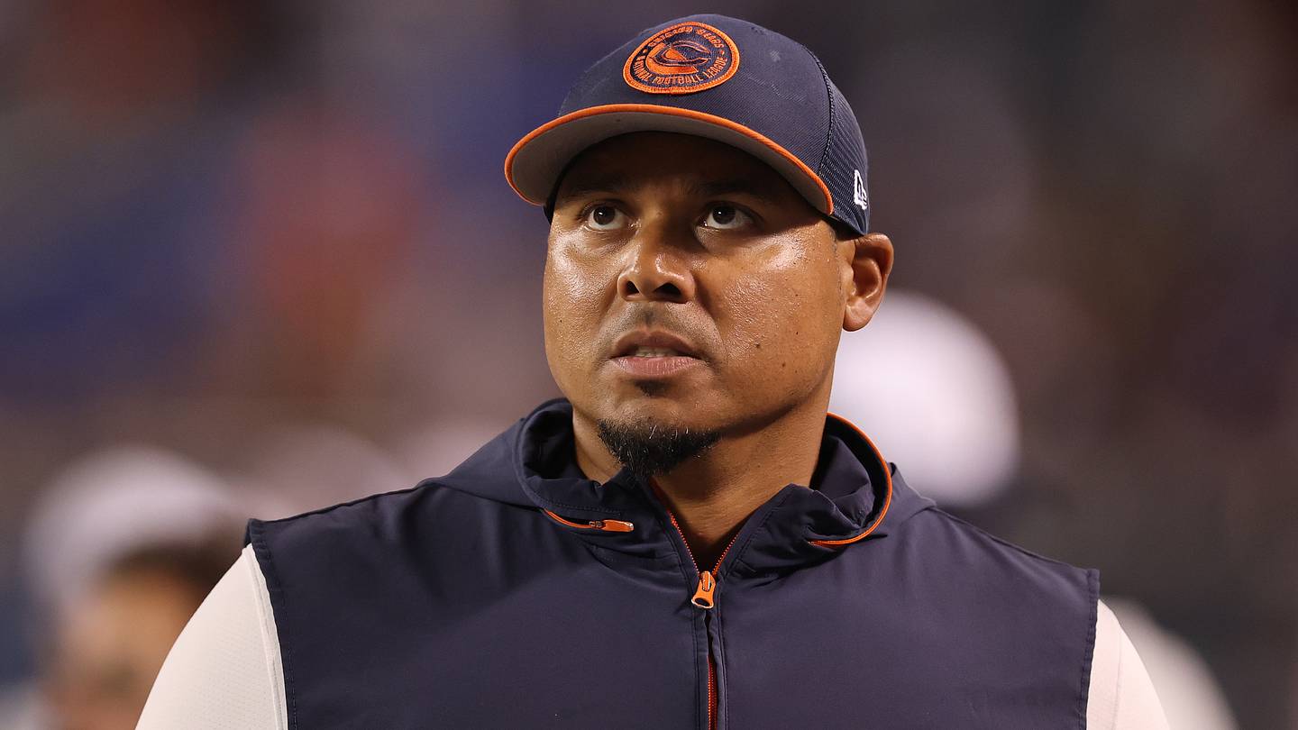 ESPN insider calls for Bears to make bold trade deadline move after ...