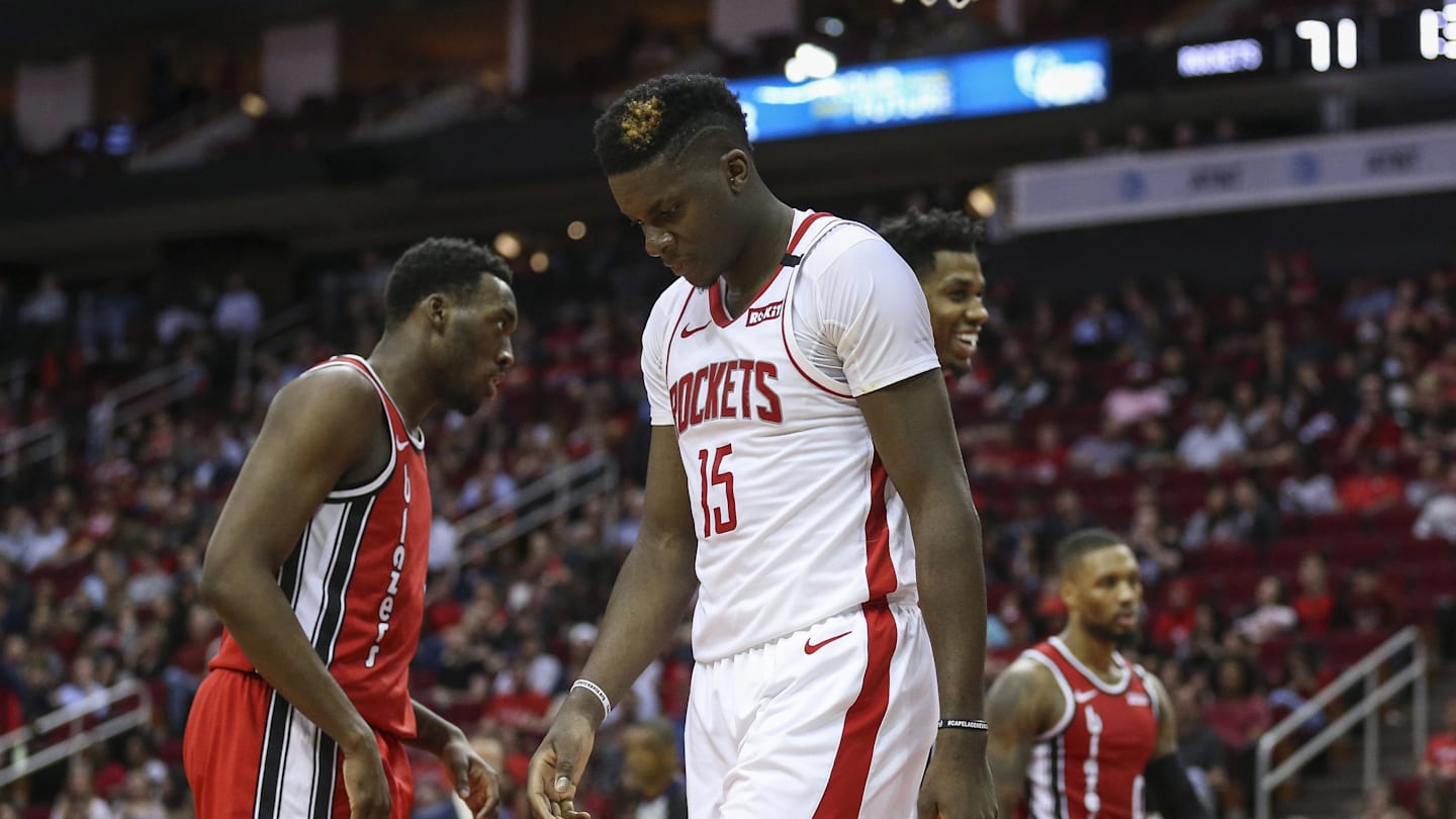 Rockets Continue Offseason Splurge With Shocking Signing of Former Player