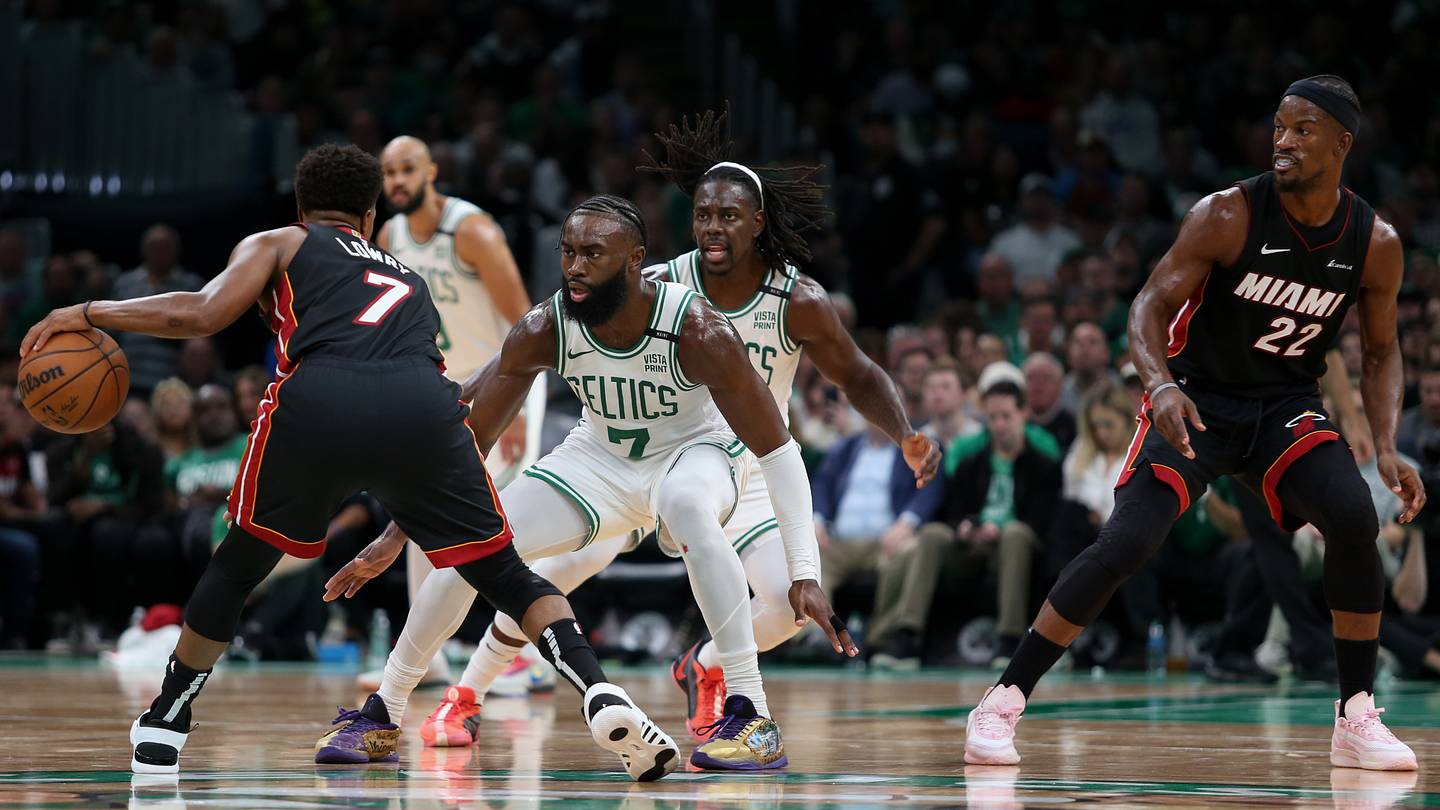 Boston Celtics cannot sign former championship PG who can hit buyout market