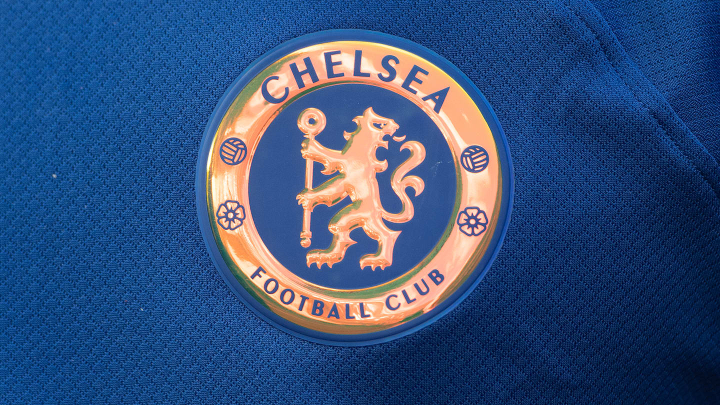 Chelsea's former academy graduate wants the club to pursue Southampton deal