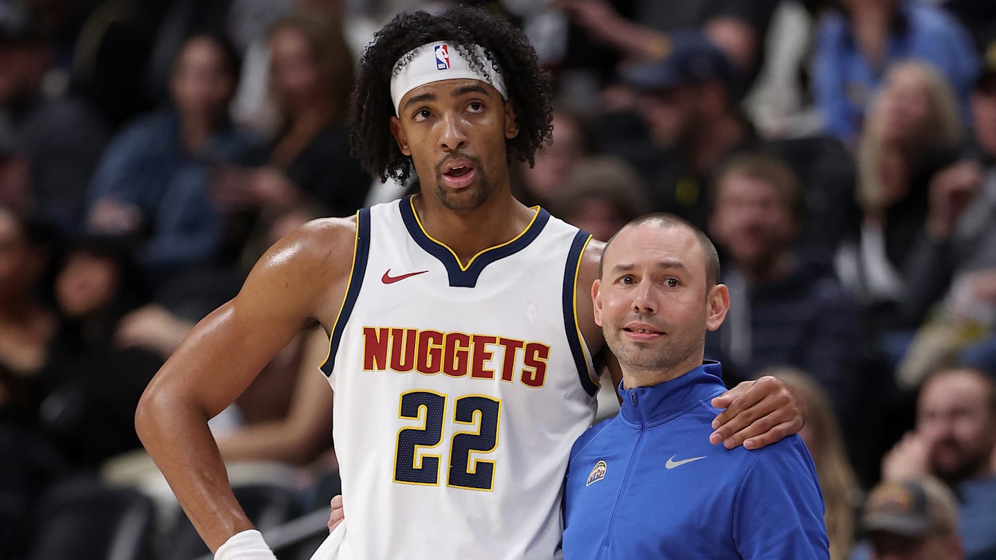 Nuggets coach David Adelman refuses to use whiteboard for heartwarming ...