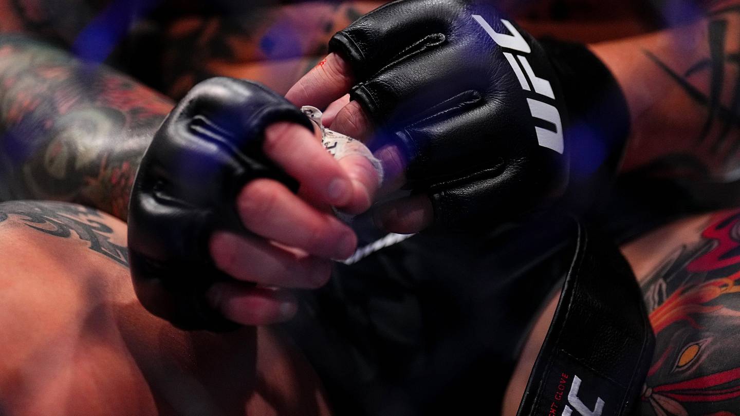Undefeated UFC Star Teases Major Fight News After Meeting With UFC Boss