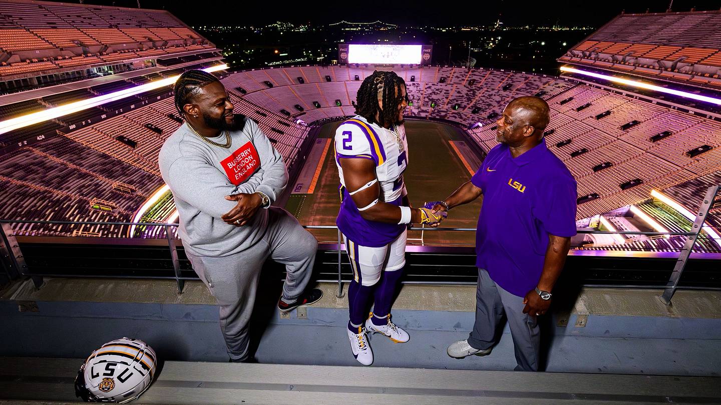 Prized LSU Football Commit, Top Georgia Prospect Delays Signing With Tigers