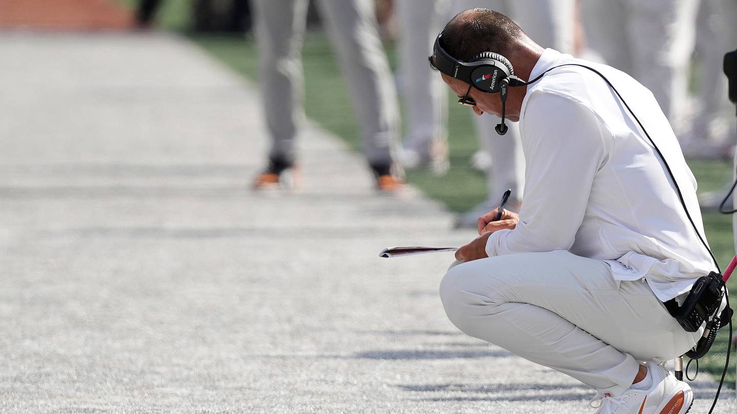 5-star Easton Royal can't seem to stop giving Texas fans reasons to ...