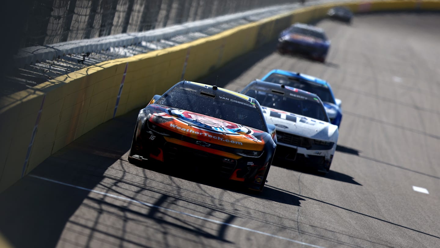 NASCAR: Two teams are changing drivers (again) for Homestead