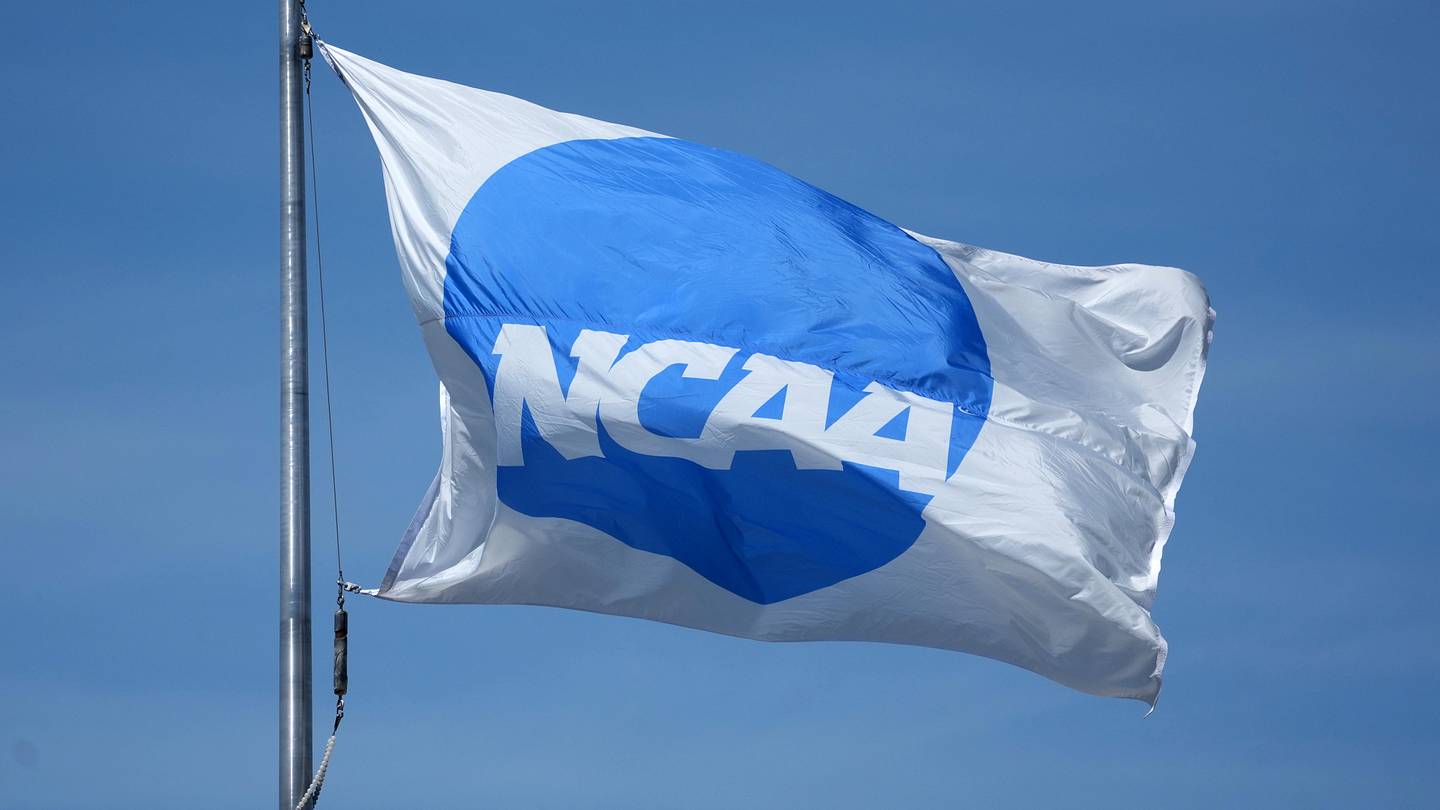 Top NCAA conference sets new record in annual revenue share ...