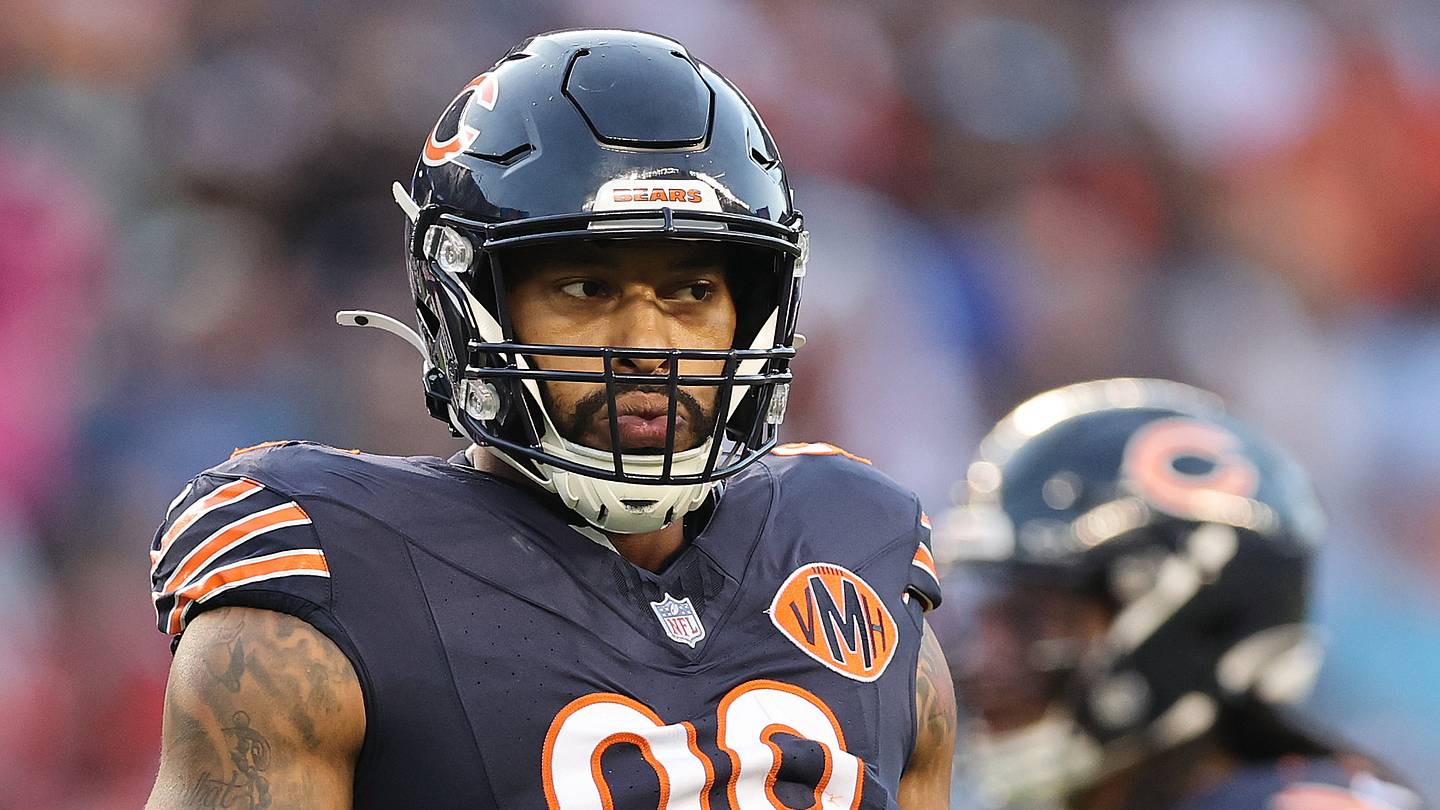 Bears legend calmly (and fairly) calls out well-paid defender who must ...