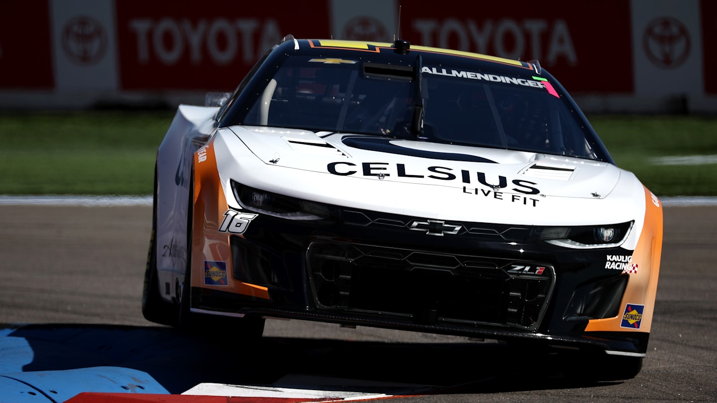 NASCAR Cup Series driver switches cars for Las Vegas race