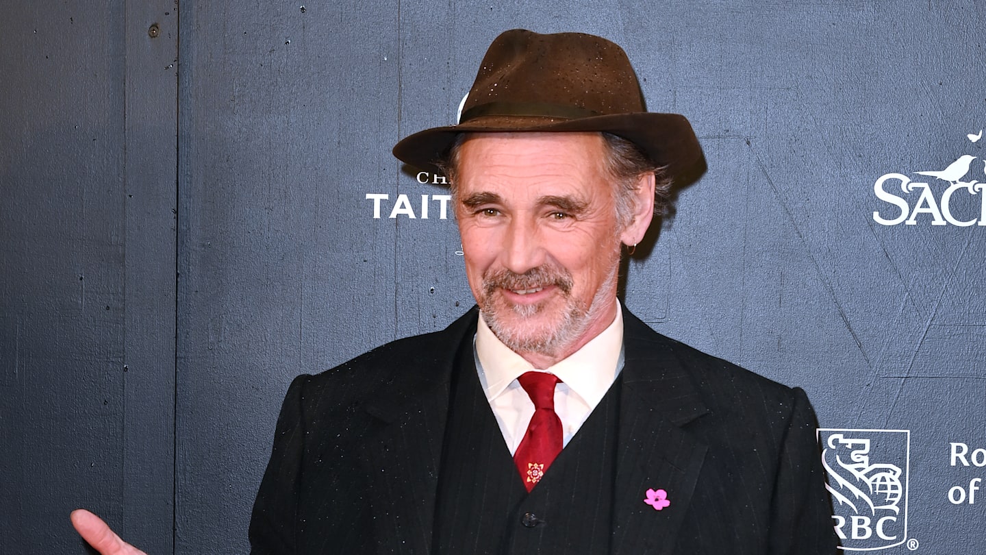 New Harry Potter show wants Oscar winner Mark Rylance to play Dumbledore
