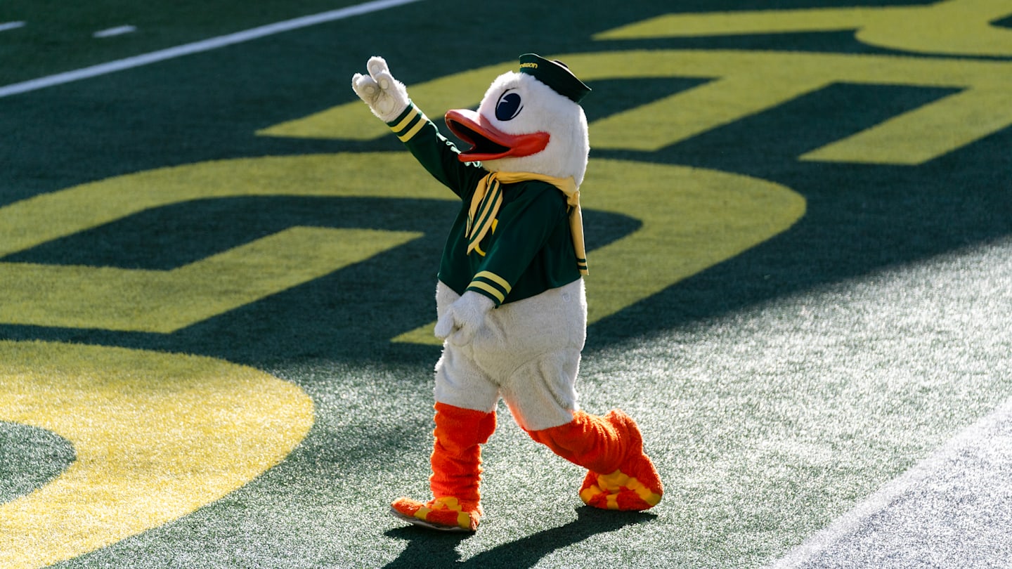 oregon ducks mascot coloring page