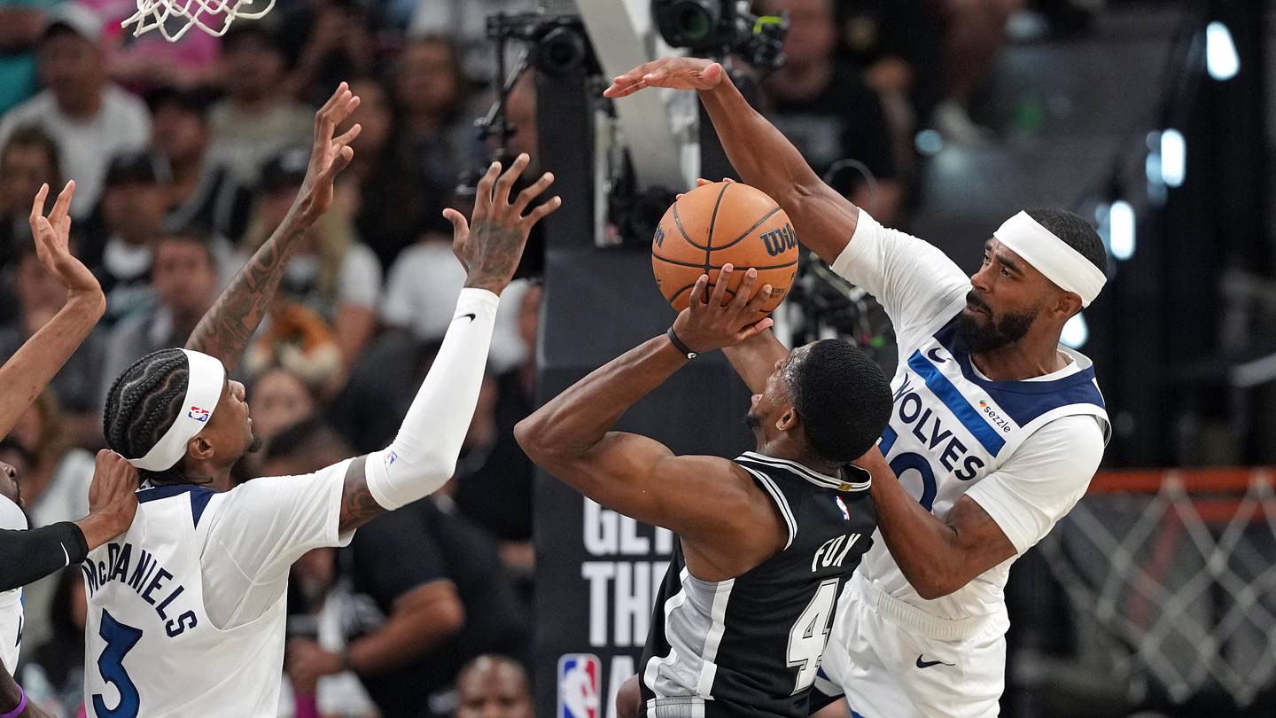 How Spurs 'Drew the Line' on Both Ends of the Floor to Take Game 5 from ...