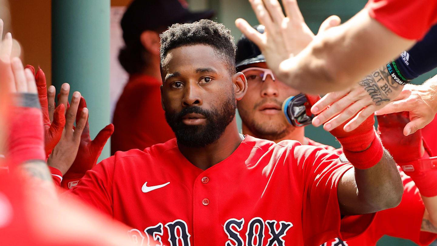 Former Red Sox fan favorite and World Champion just made Savannah ...