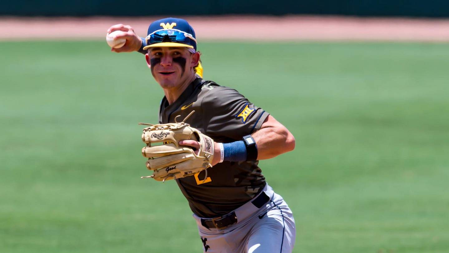 Is WVU baseball's Gavin Kelly a future top MLB Draft pick?