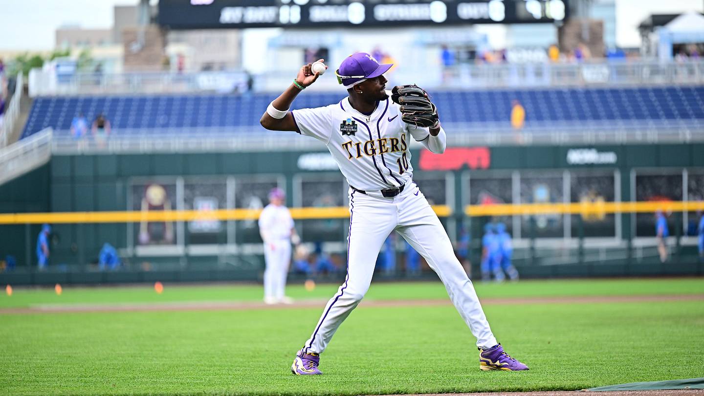 Schedule Update: LSU Baseball vs. Arkansas Razorbacks in College World ...