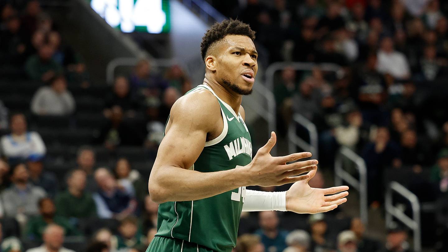 Ronnie 2K responds to Giannis Antetokounmpo's displeasure with NBA 2K25 ...