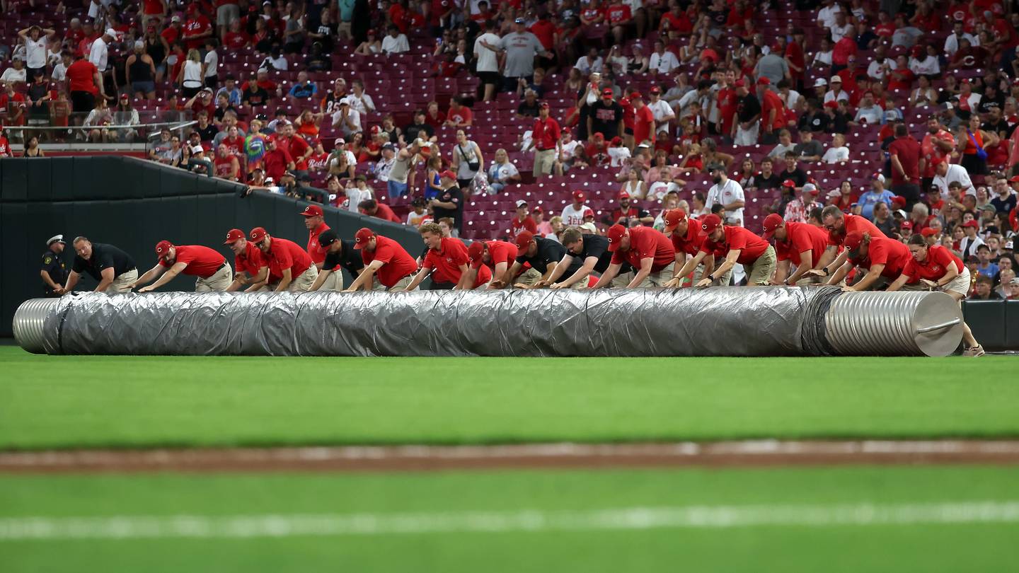 Pirates-Reds start time: Rain delay updates from Great American Ball Park
