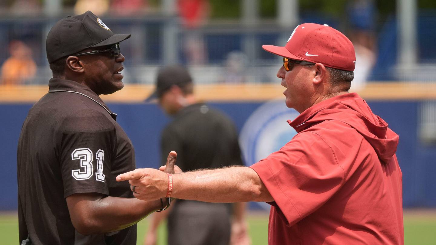 Two Oklahoma Players Land on SEC's Honor Roll After Opening Weekend Sweep