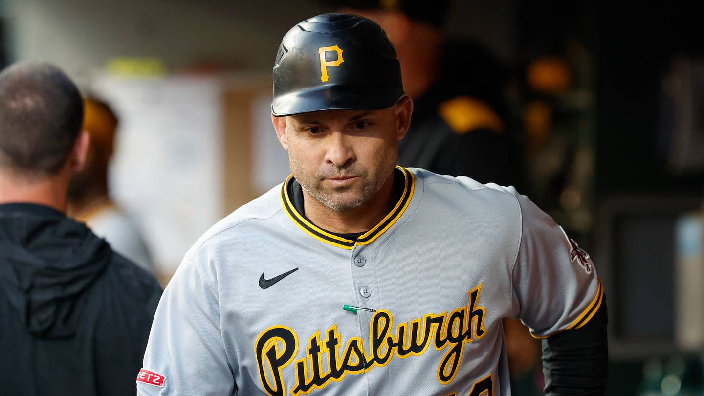 Pirates News: Former coach reunites with Shelton, Paul Skenes ...