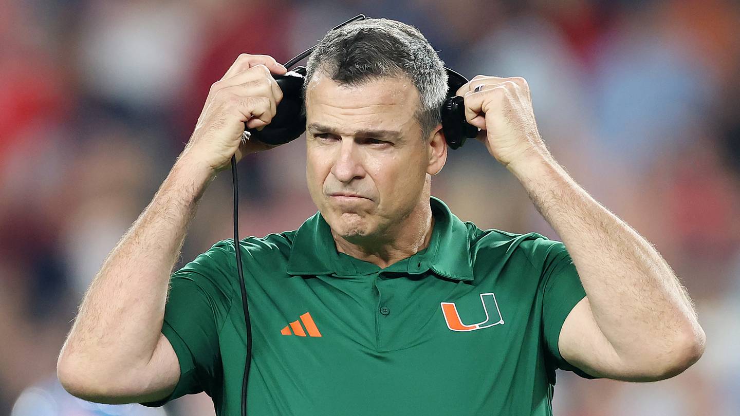 Full matchup history between Miami and Indiana