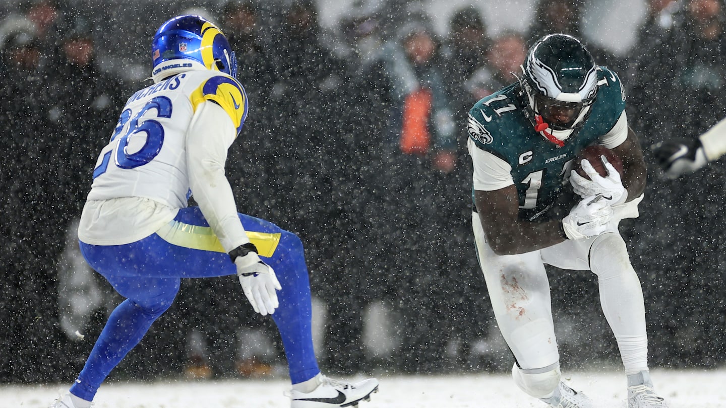Refs royally screwed Rams with missed call in fourth quarter vs. Eagles