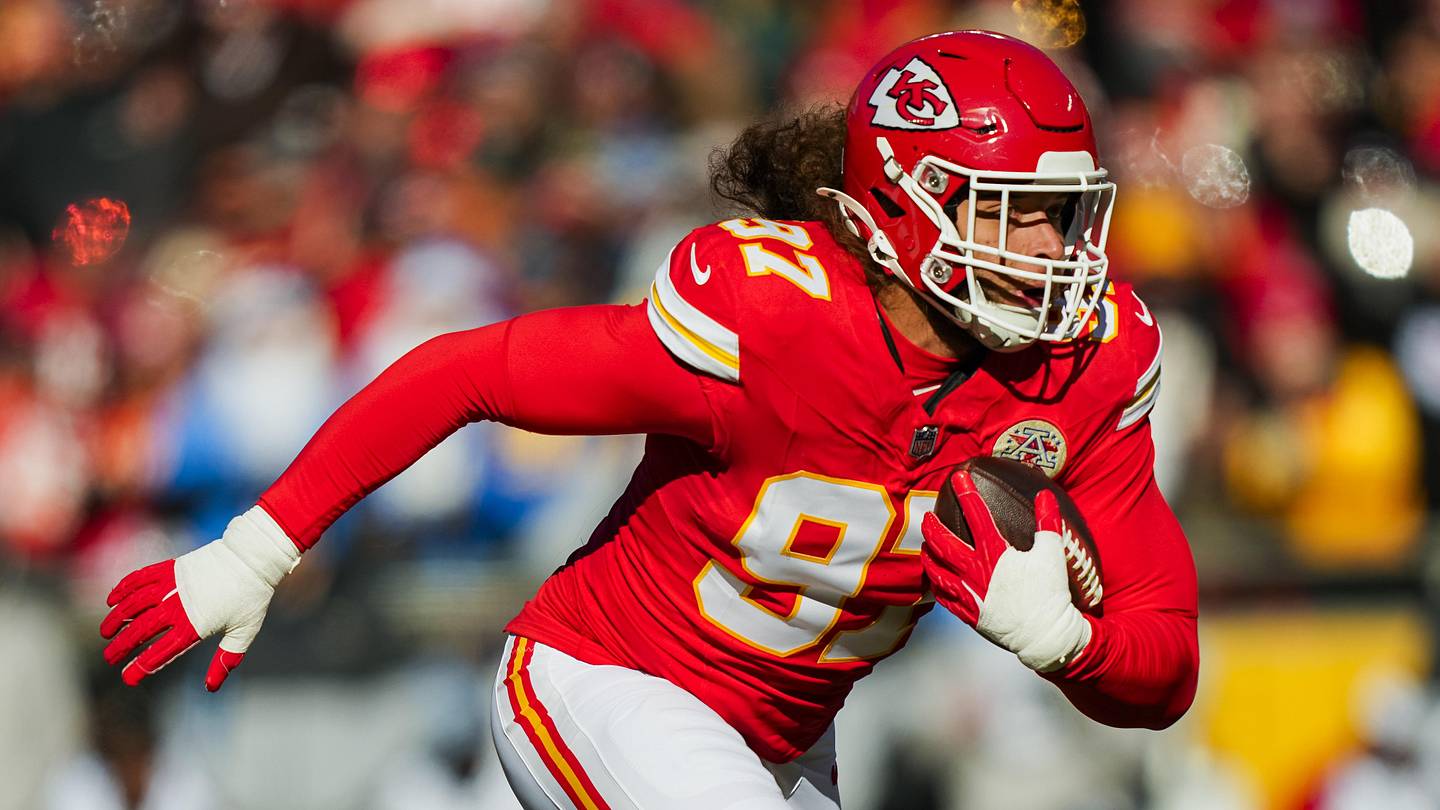 Chiefs DE Ashton Gillotte Reflects on Rookie Season: 'I Didn't Like How ...