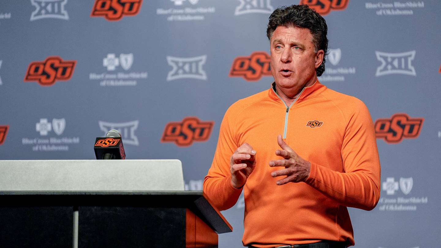 Was Mike Gundy trolling himself and reporters with offhanded comment?