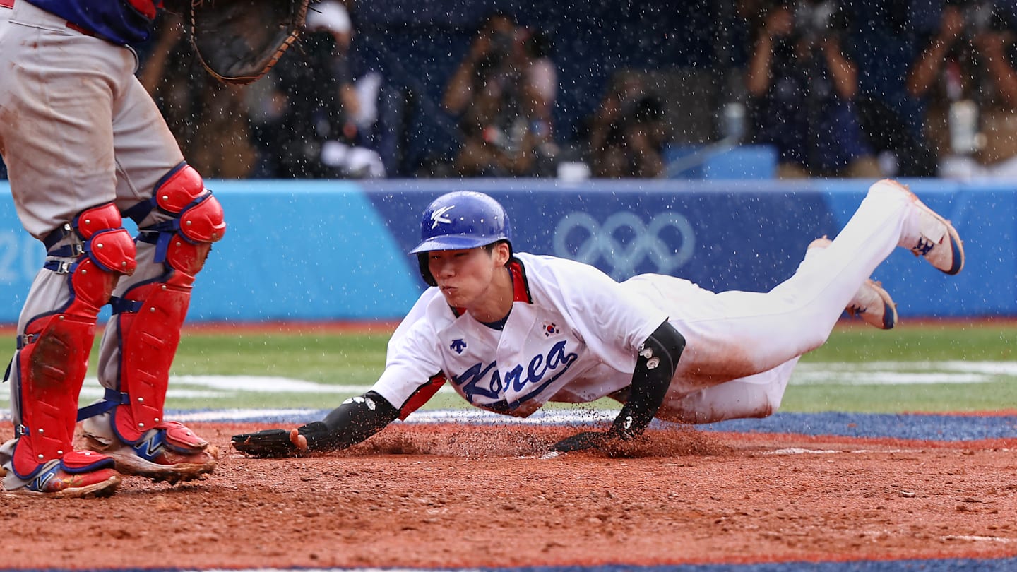 Whether to pursue big KBO star could be tough call for KC Royals