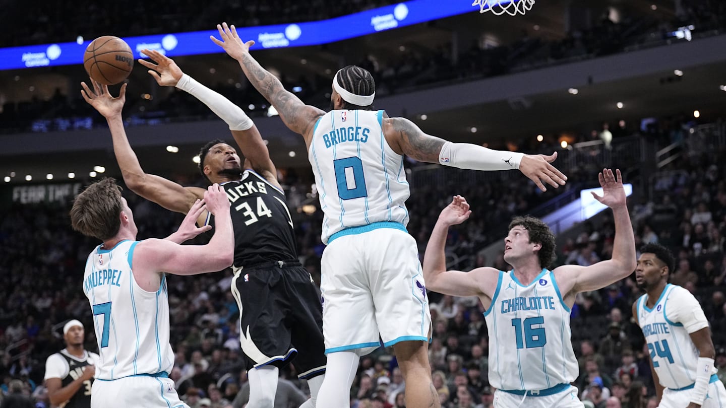 Giannis Antetokounmpo Mock Trade: 2x MVP to Charlotte Hornets in Major ...