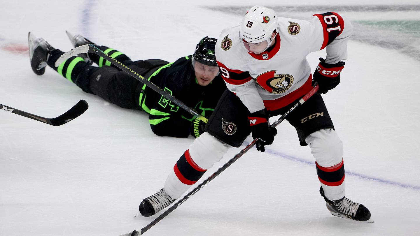 Senators begin 2025 in Big D against Stars