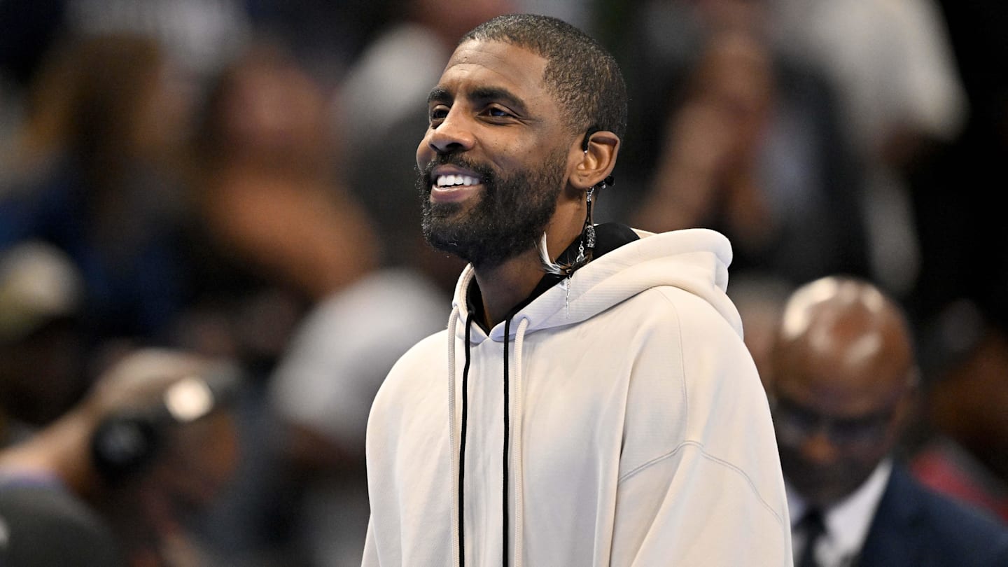 Kyrie Irving is putting on a Mavericks 'masterclass' without touching ...
