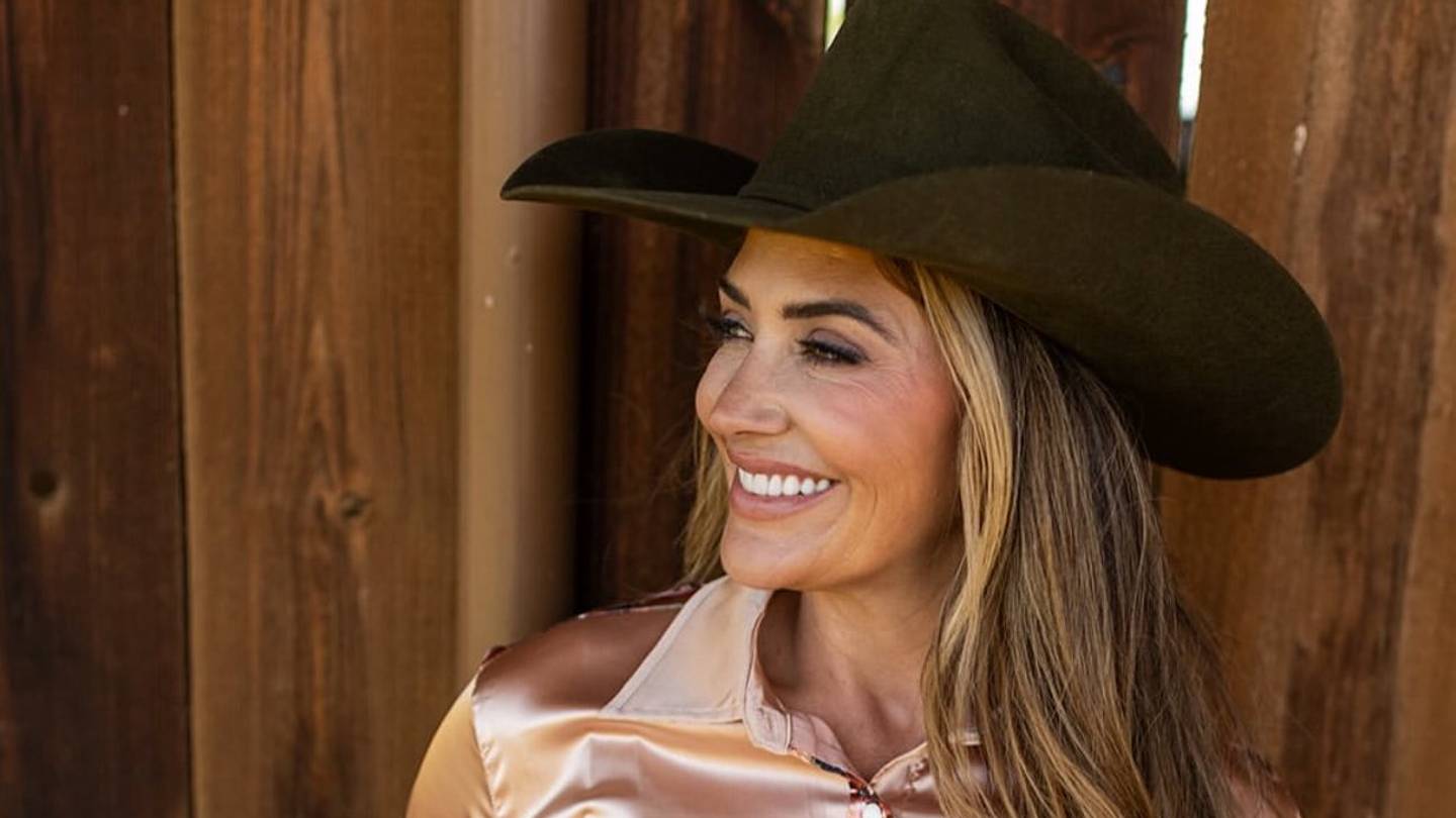 Barrel Racer Fallon Taylor Injured in the Arena at the Tri-State Rodeo
