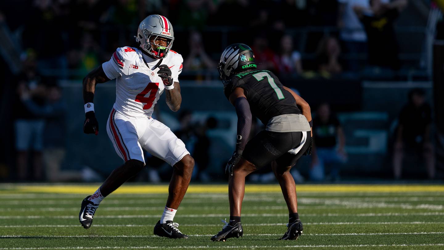 Jeremiah Smith attempts to scare Oregon Ducks away from playing man ...