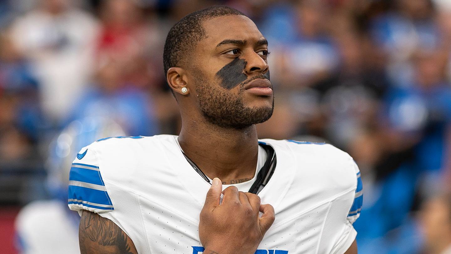 Lions sign Allen Robinson to the 53-man roster after one-snap debut in ...