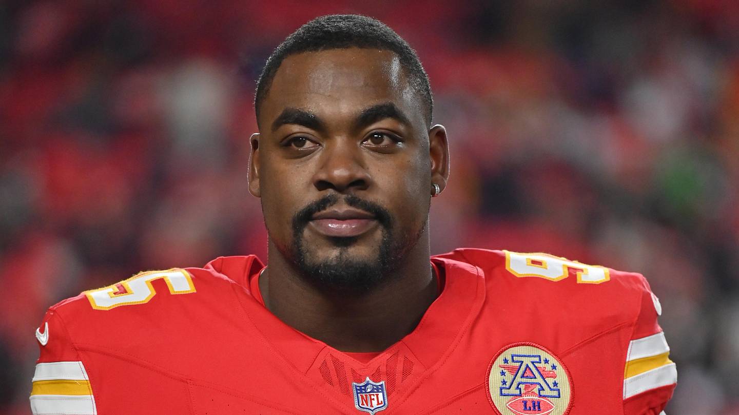 Chiefs Kingdom Reacts to Demoralizing Loss Against Texans