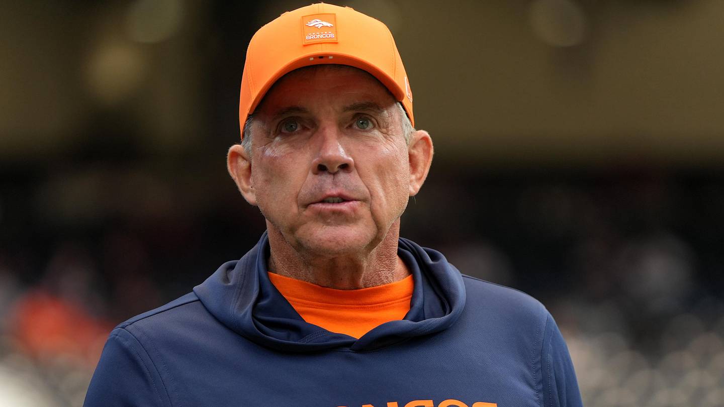Payton: Broncos 'Reached Out' To a Few Players About New Contracts
