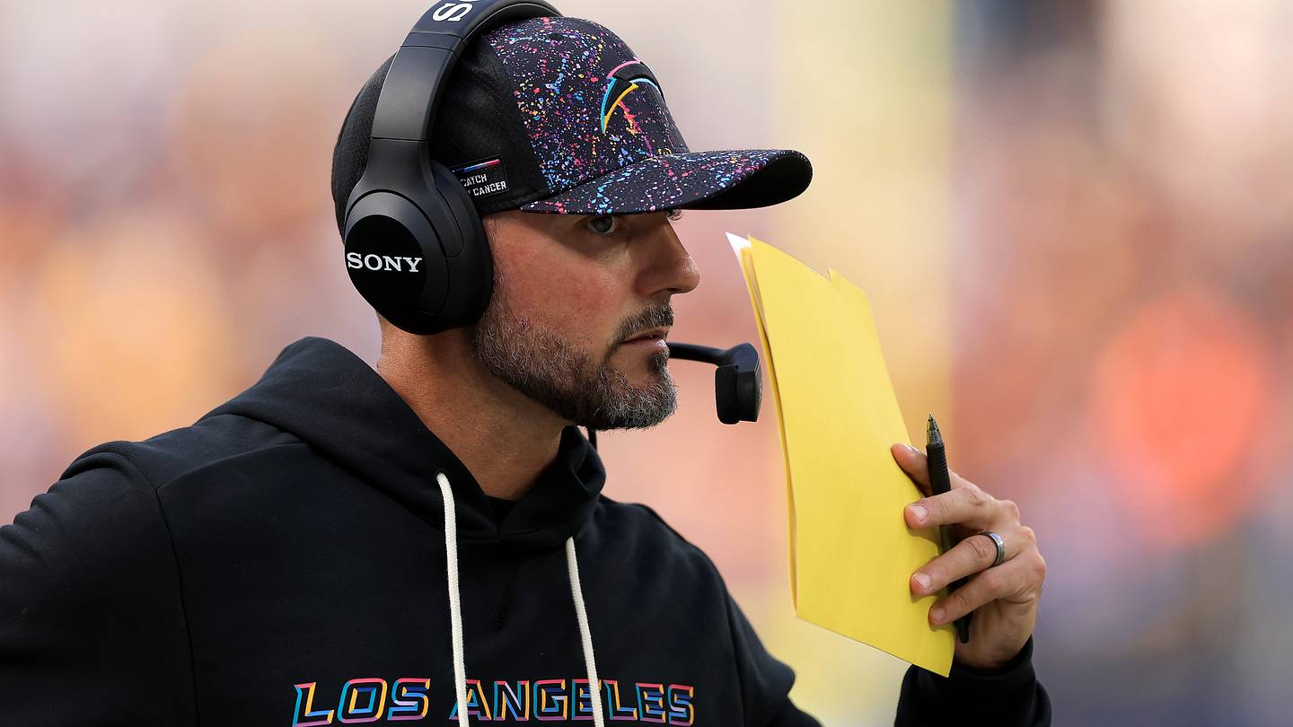 Chargers' approach to replacing DC Jesse Minter takes an intriguing new ...