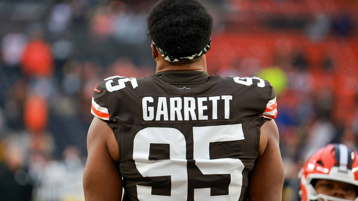 Ravens player hilariously begs Browns' Myles Garrett to save Baltimore ...