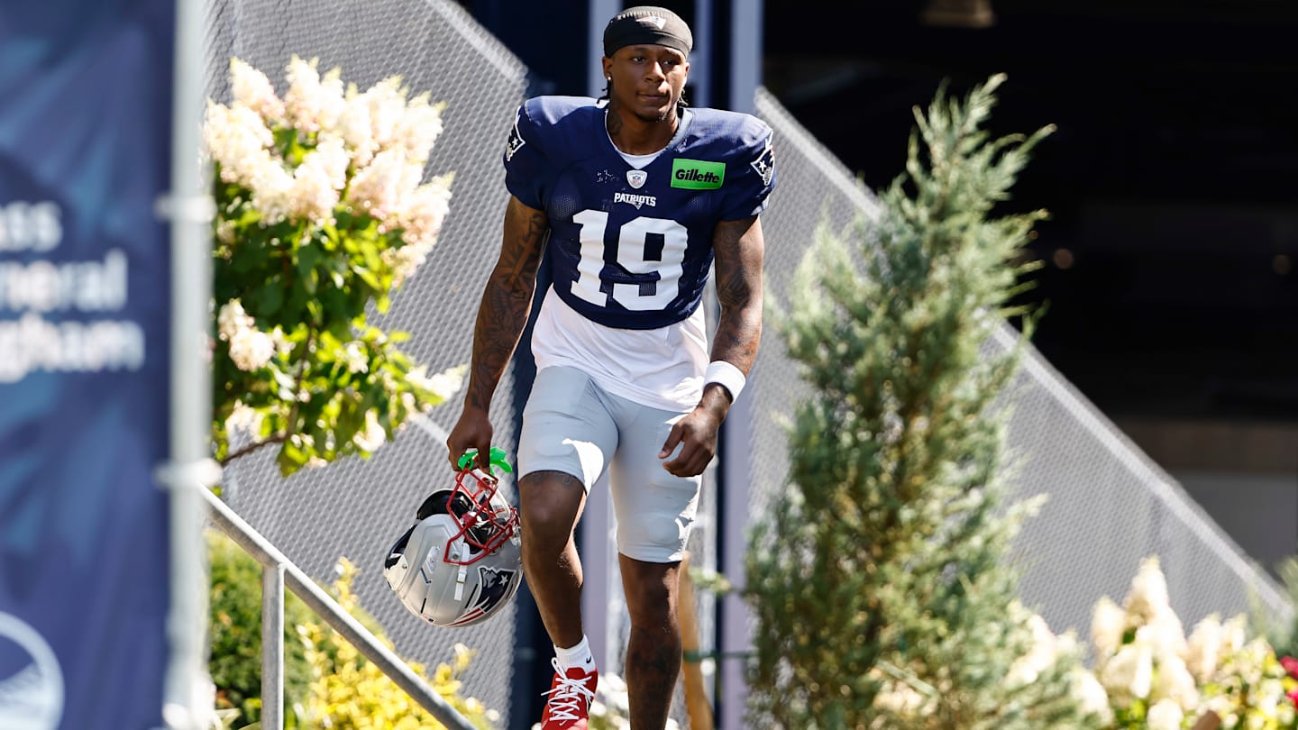 Patriots Sign Rookie Draft Pick to 53-Man Roster Ahead of Playoffs