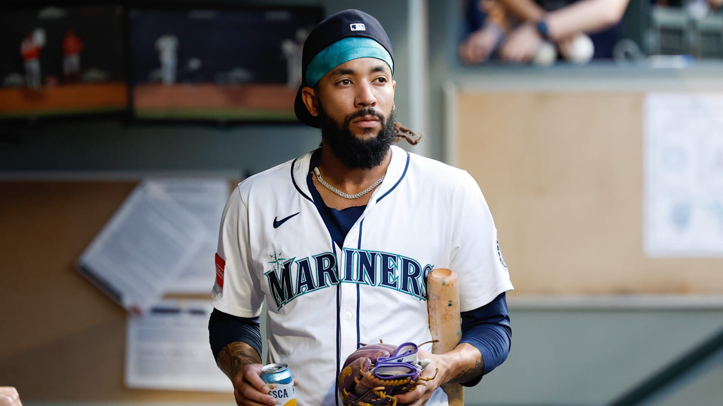 Mariners put J.P. Crawford on notice with unexpected prospect promotion