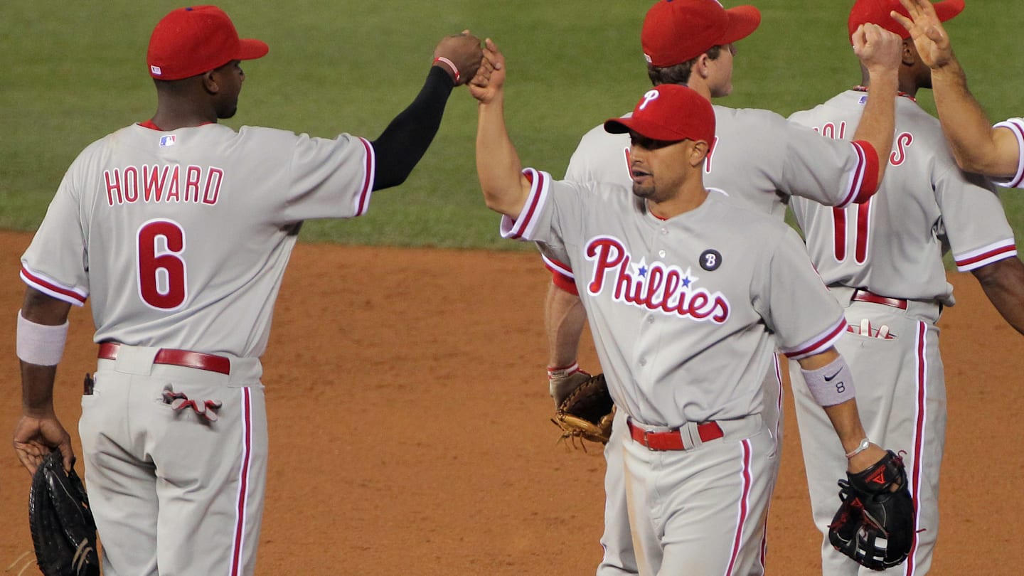Handful of former Phillies surprise fans at CBP with Savannah Bananas ...