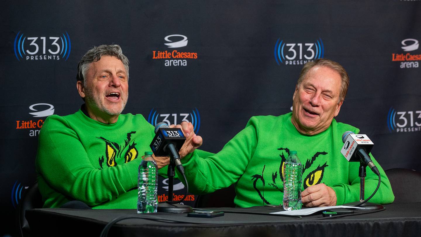 Michigan State basketball renews series with Greg Kampe and Oakland